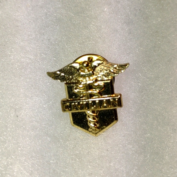 Vintage | Jewelry | Civilian Gold Military Pin | Poshmark